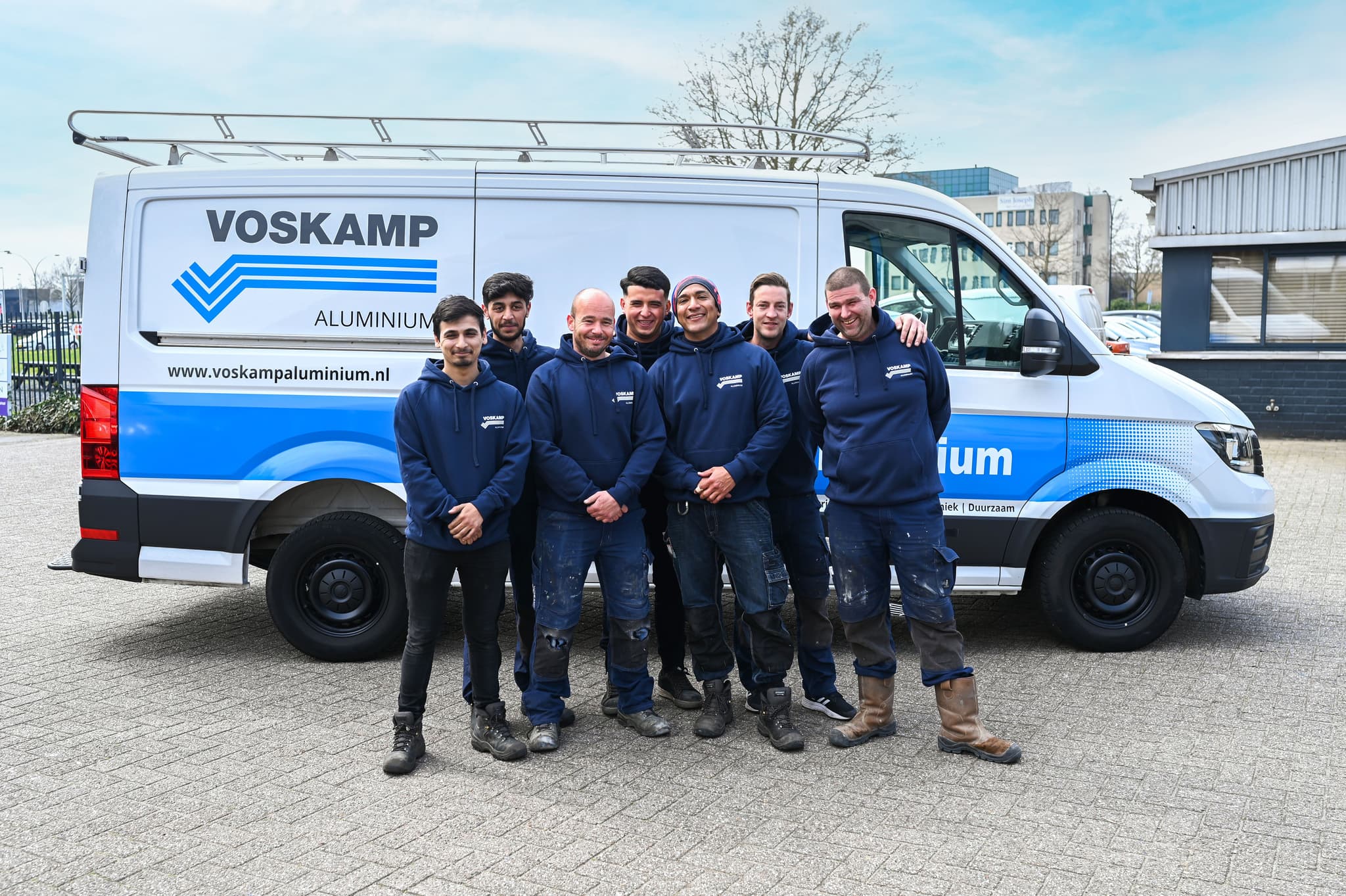 Professioneel montageteam bij Voskamp Aluminium
